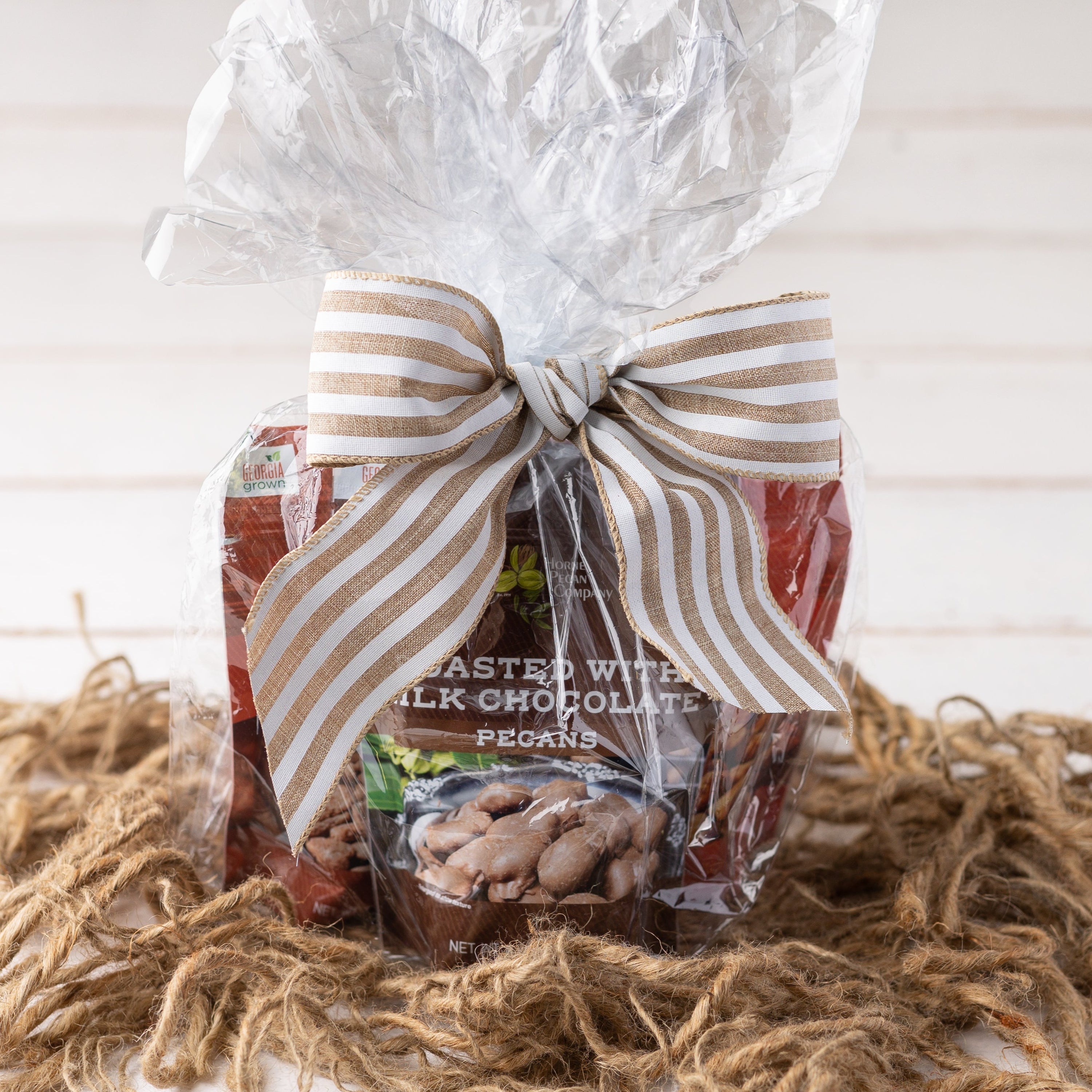 Dylan's Famous White Chocolate Caramel Pecan Fudge | Horne Pecan Company